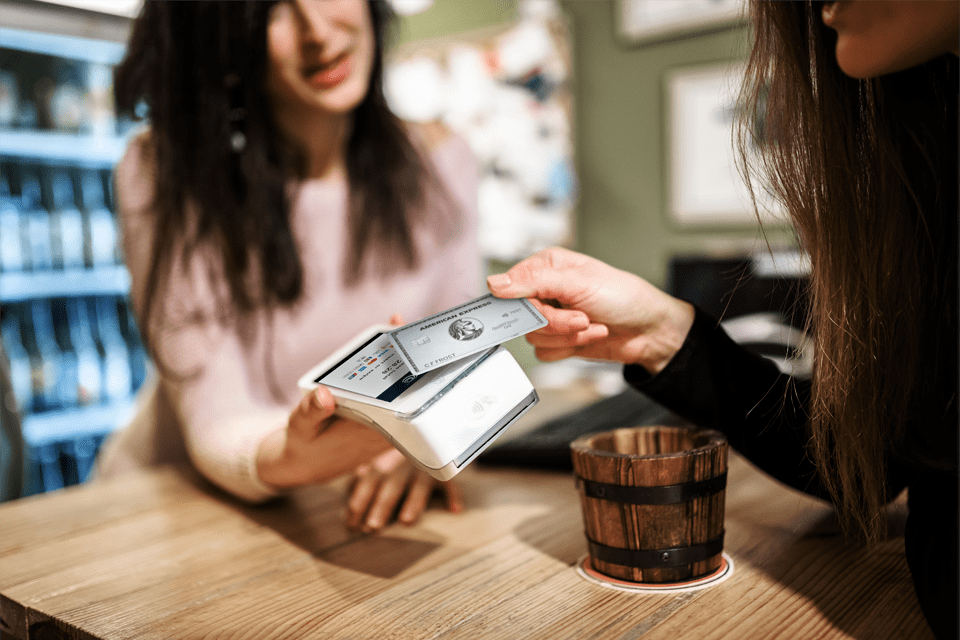 AMEX Credit Card Processing Solutions for Your Business | Moneris